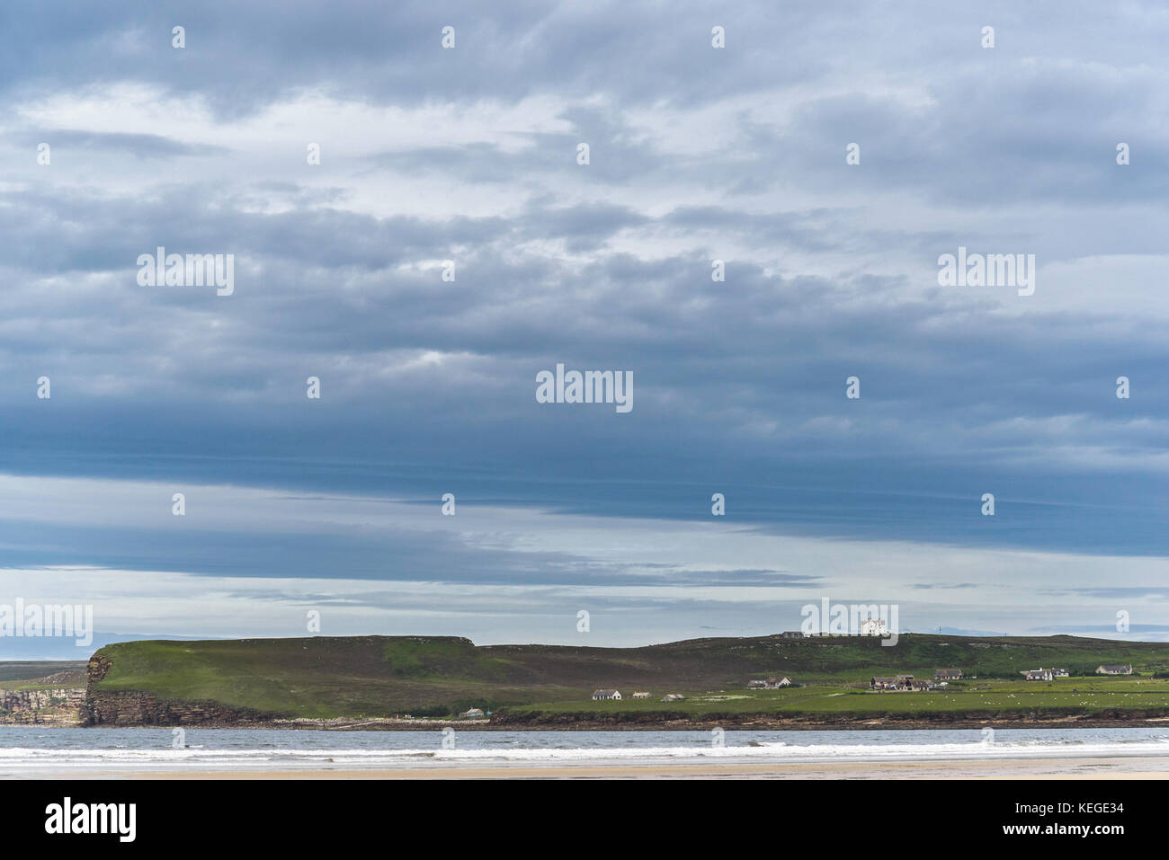 dunnet beach seascapes Stock Photo - Alamy