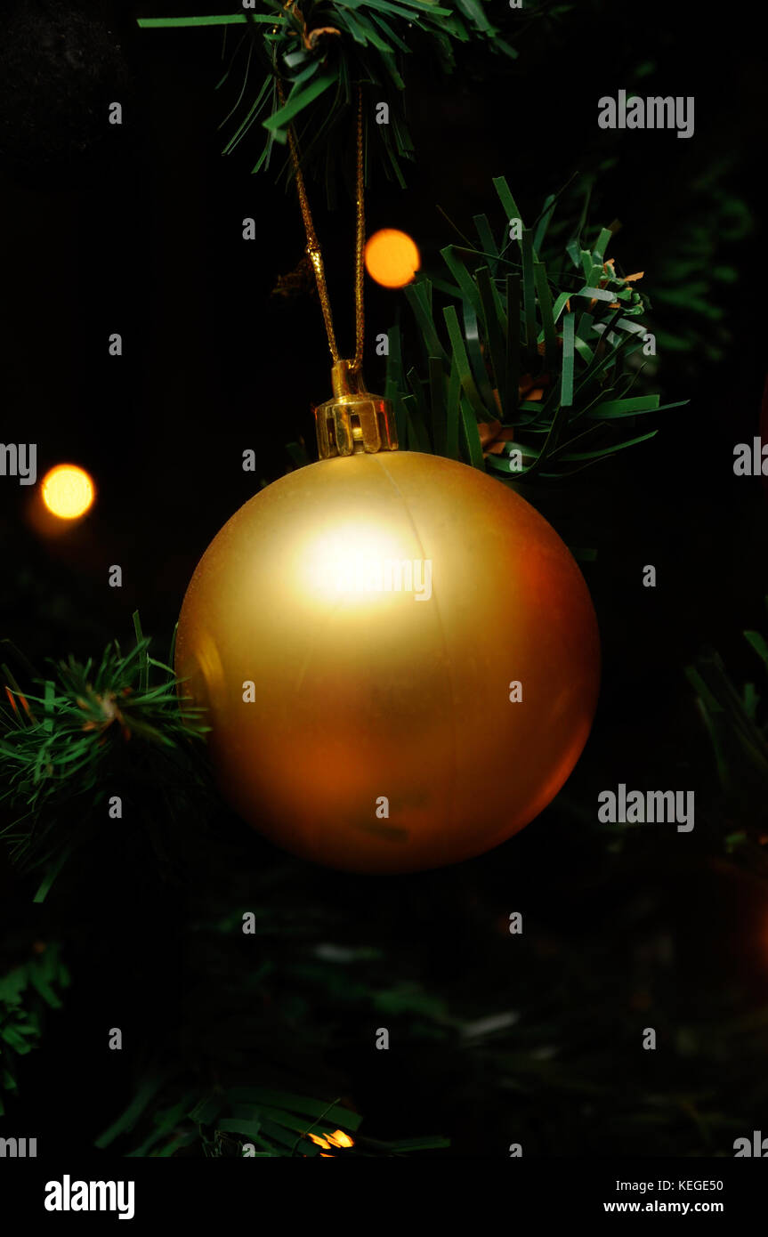 Gold bauble hi-res stock photography and images - Alamy