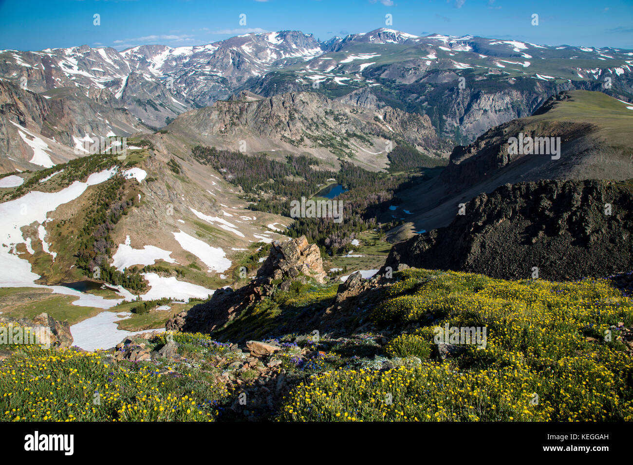 Glacial lake wyoming beartooth hi-res stock photography and images - Alamy