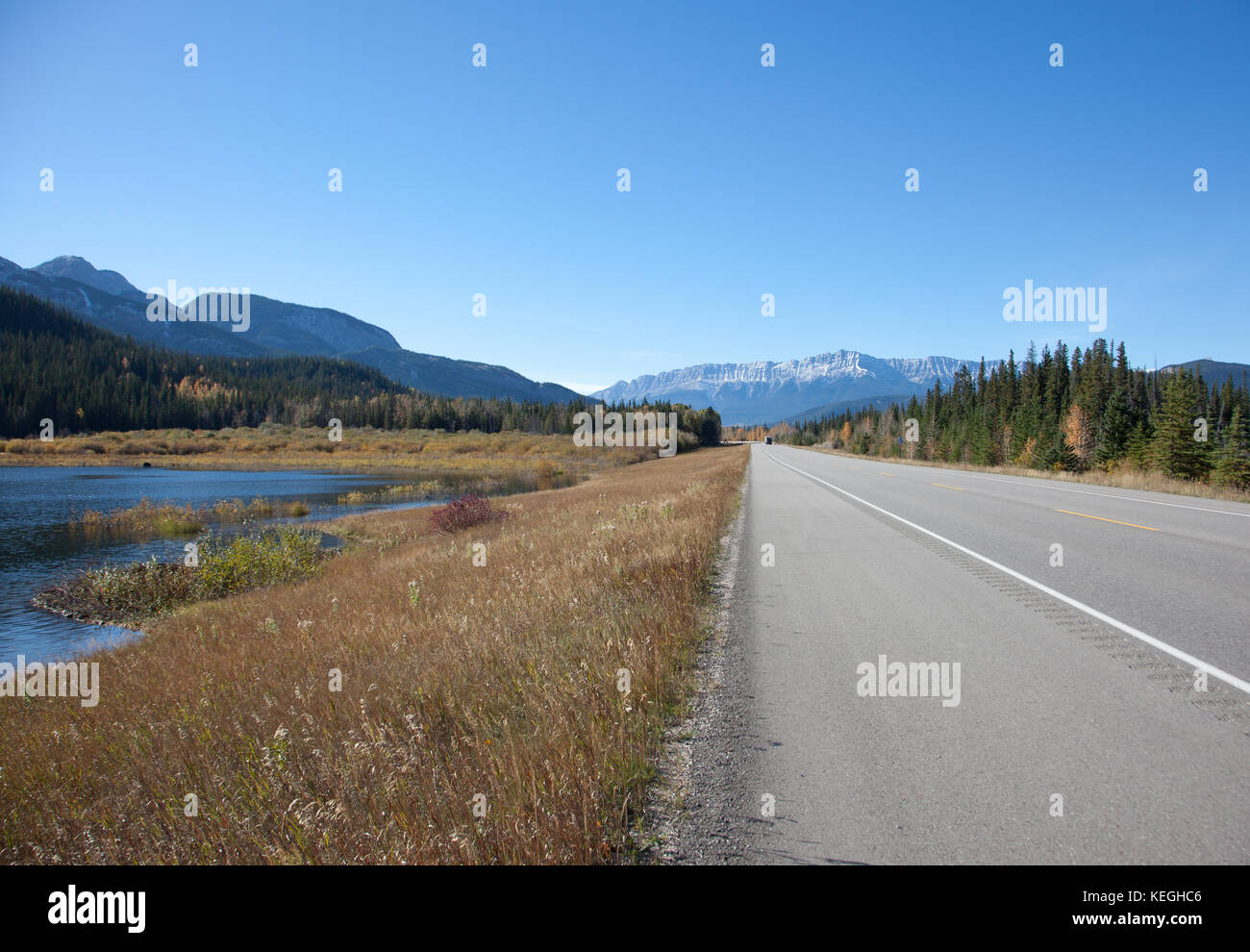 Yellowhead highway 16 hi-res stock photography and images - Alamy