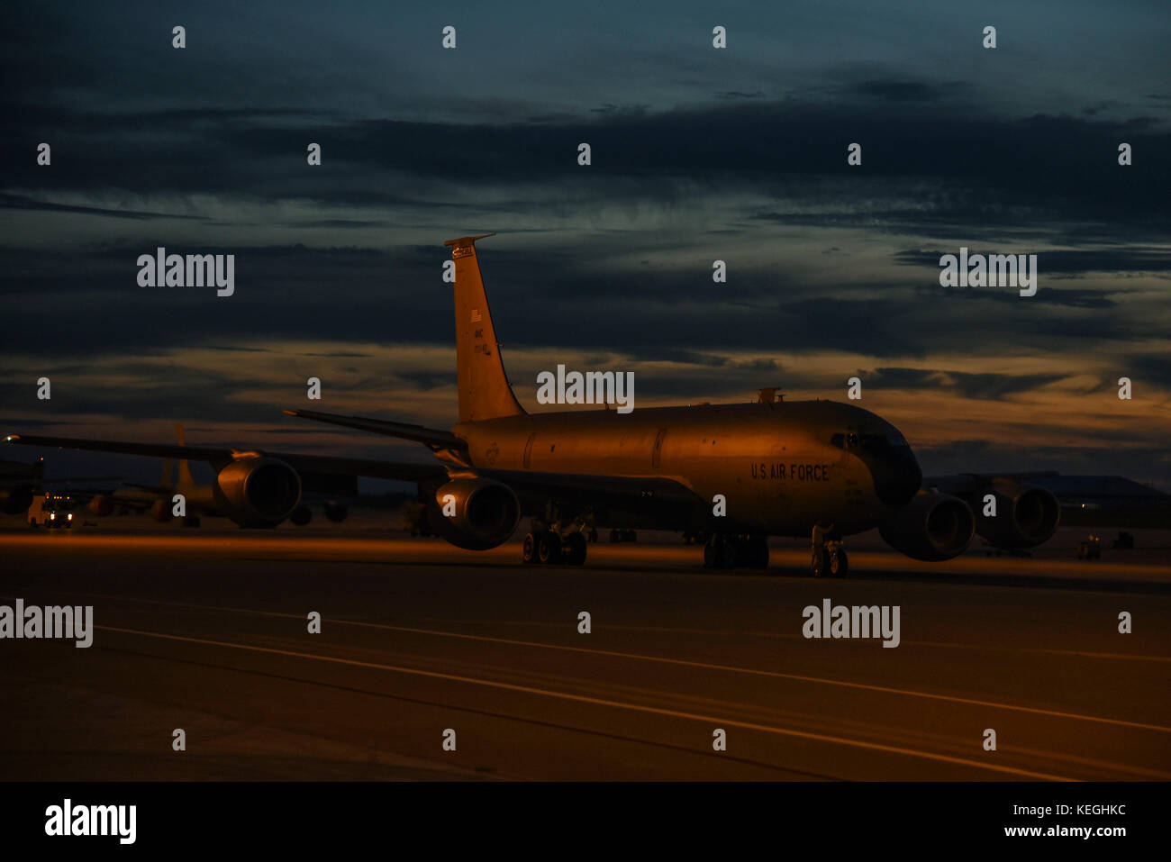 Kc 135 stratotanker hi-res stock photography and images - Alamy