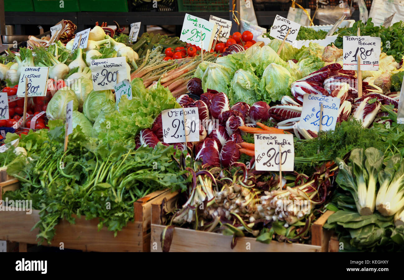 Green market organic vegetables stall with full crates Stock Photo - Alamy