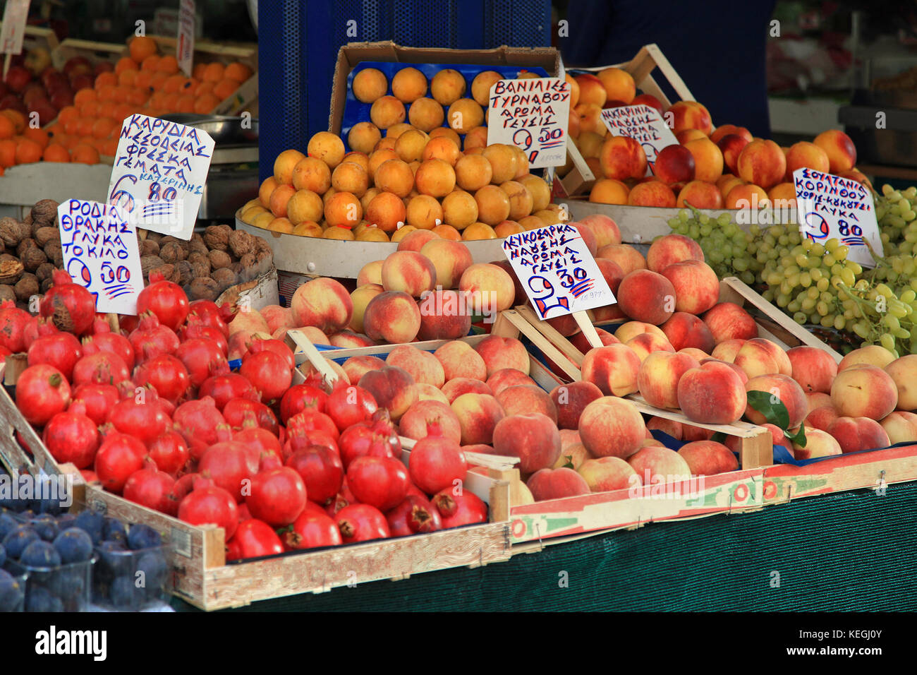 Market stall with variety of fresh organic fruits Stock Photo - Alamy