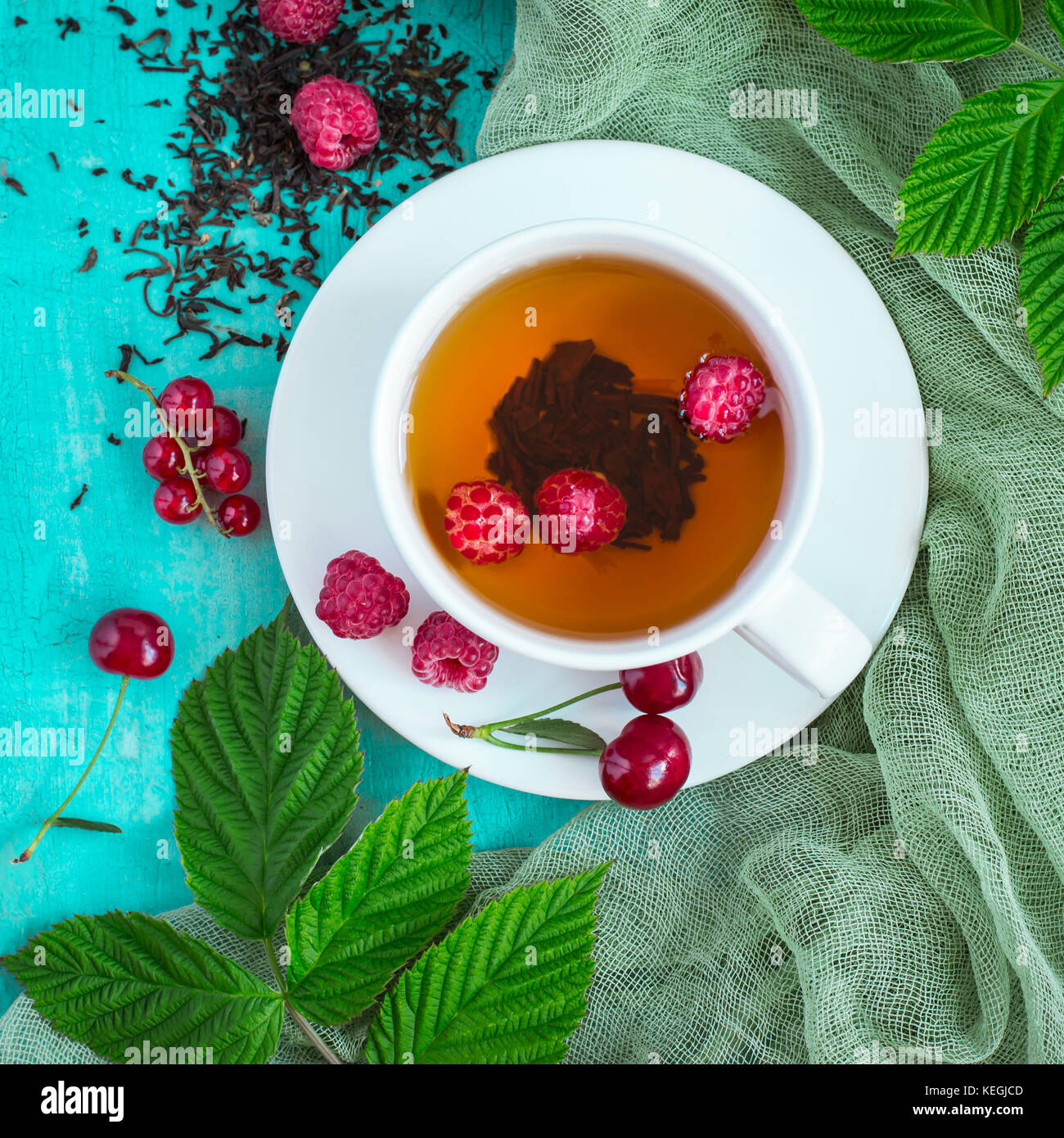 Freshly brewed tea with summer ripe berries Stock Photo - Alamy