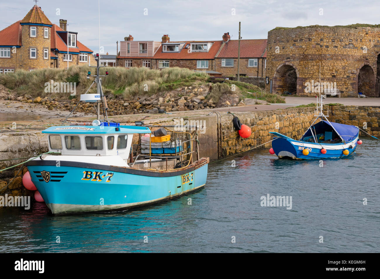 Beadnell village hi-res stock photography and images - Alamy