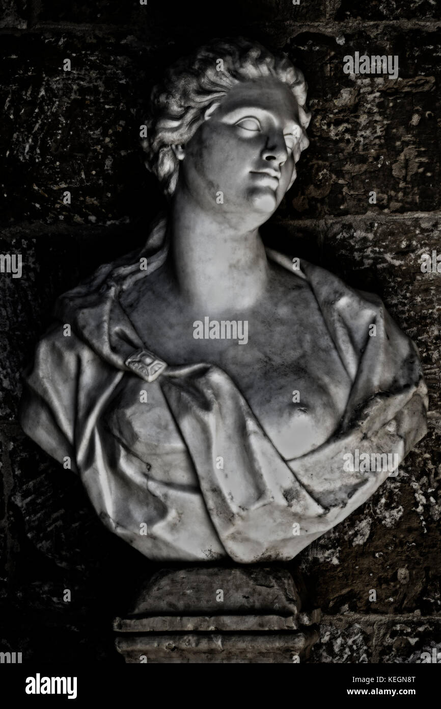 An authentic Roman marble bust from the 1st Century AD Stock Photo - Alamy