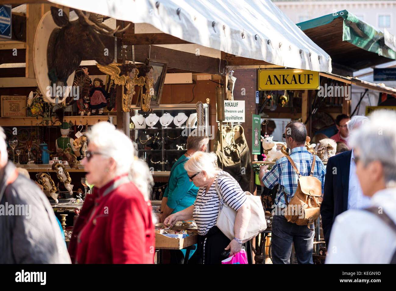 Traditional fairground stall hi-res stock photography and images - Alamy