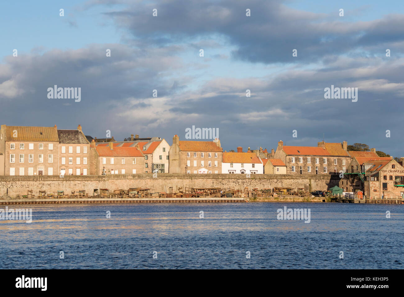 Berwick-upon-Tweed on the River Tweed, Northumberland, England, UK ...