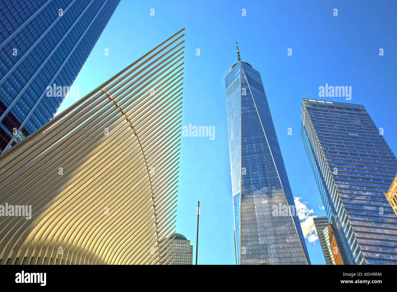 Big buildings new york hi-res stock photography and images - Alamy