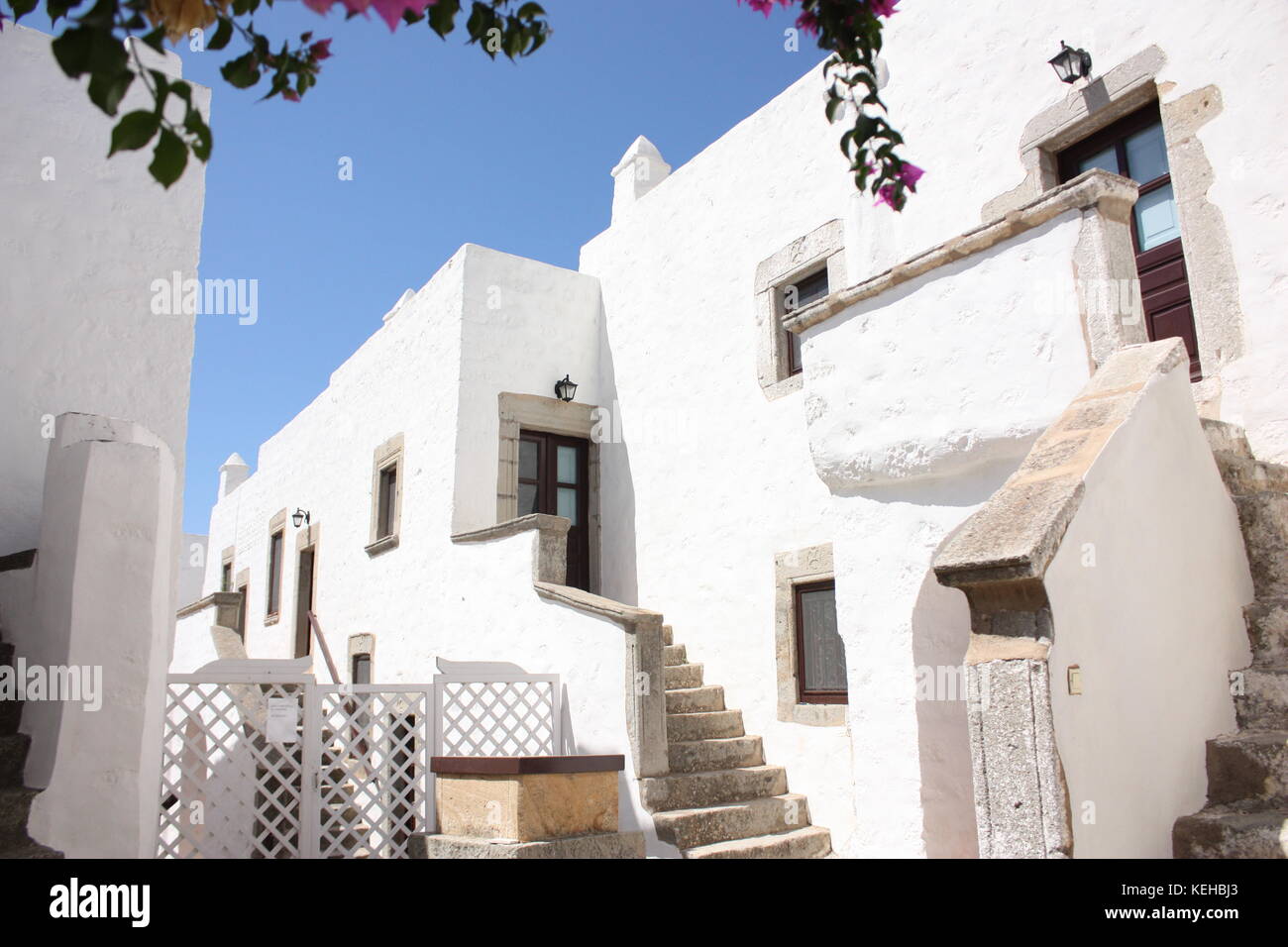 Whitewashed temples hi-res stock photography and images - Alamy