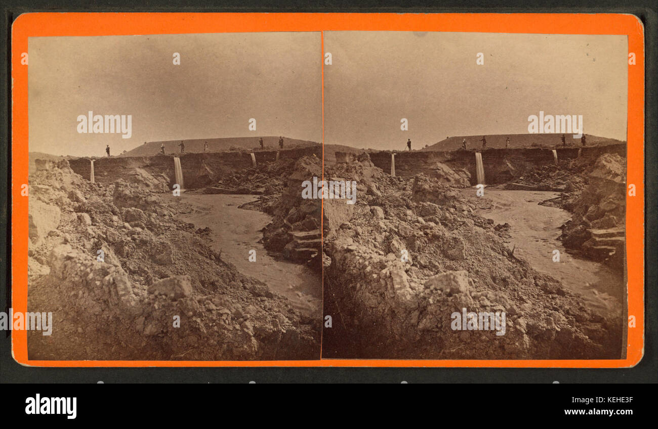 Copper plate sluice at Bonanza bar, by Davis Brothers Stock Photo - Alamy