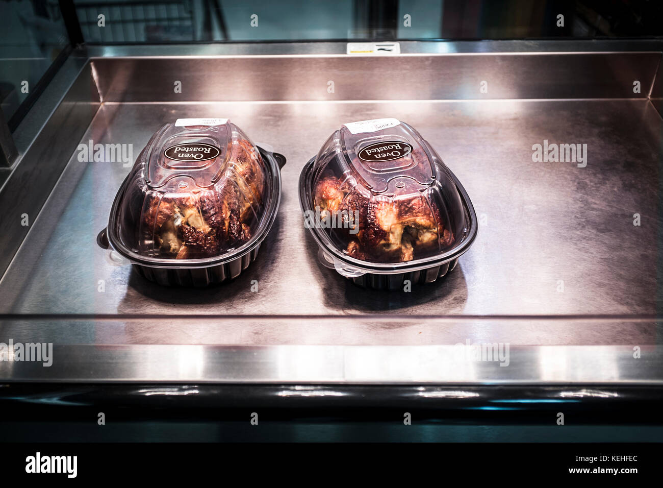 Oven roasted chicken in warmer Stock Photo - Alamy