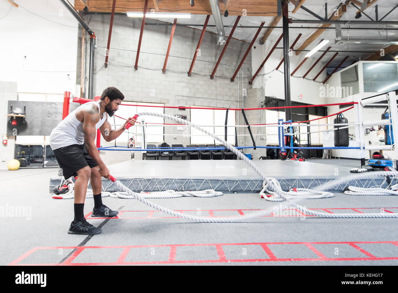 Heavy Rope Exercise High Resolution Stock Photography and Images - Alamy