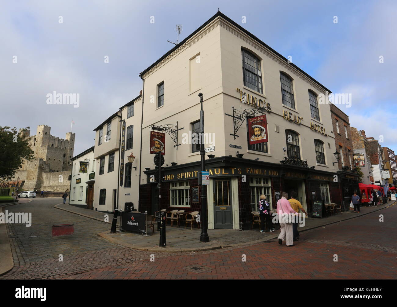 Kings Head Hotel High Street Rochester Kent UK October 2017 Stock Photo ...