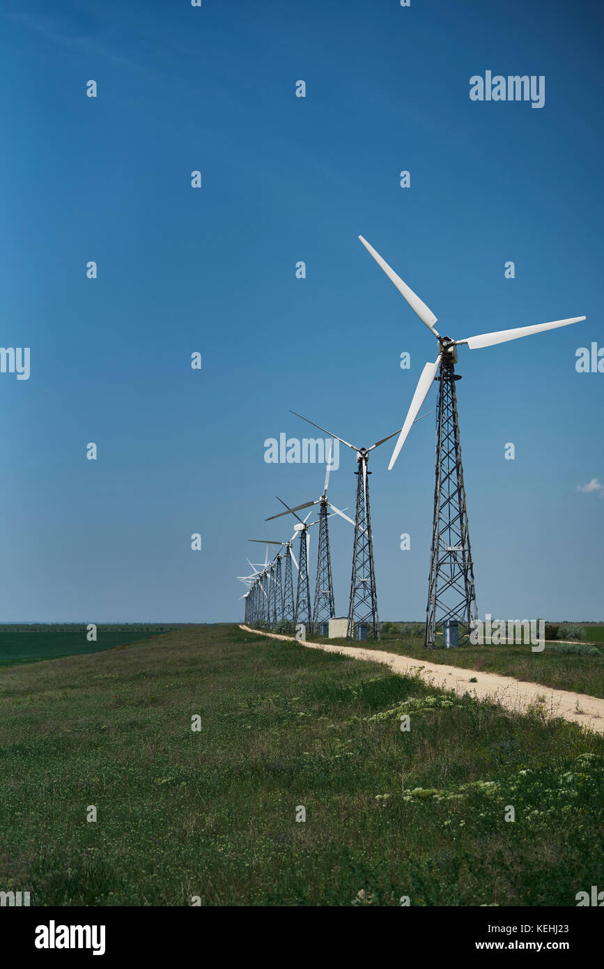 Row sky turbines hi-res stock photography and images - Alamy
