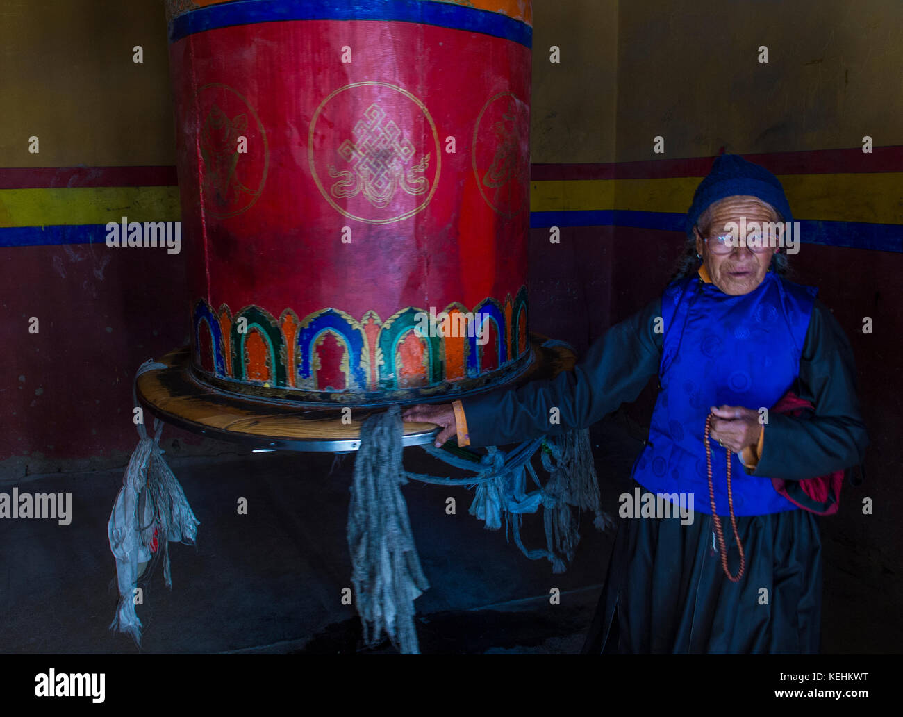 Portraite of Ladakhi woman during the Ladakh Festival in Leh India ...