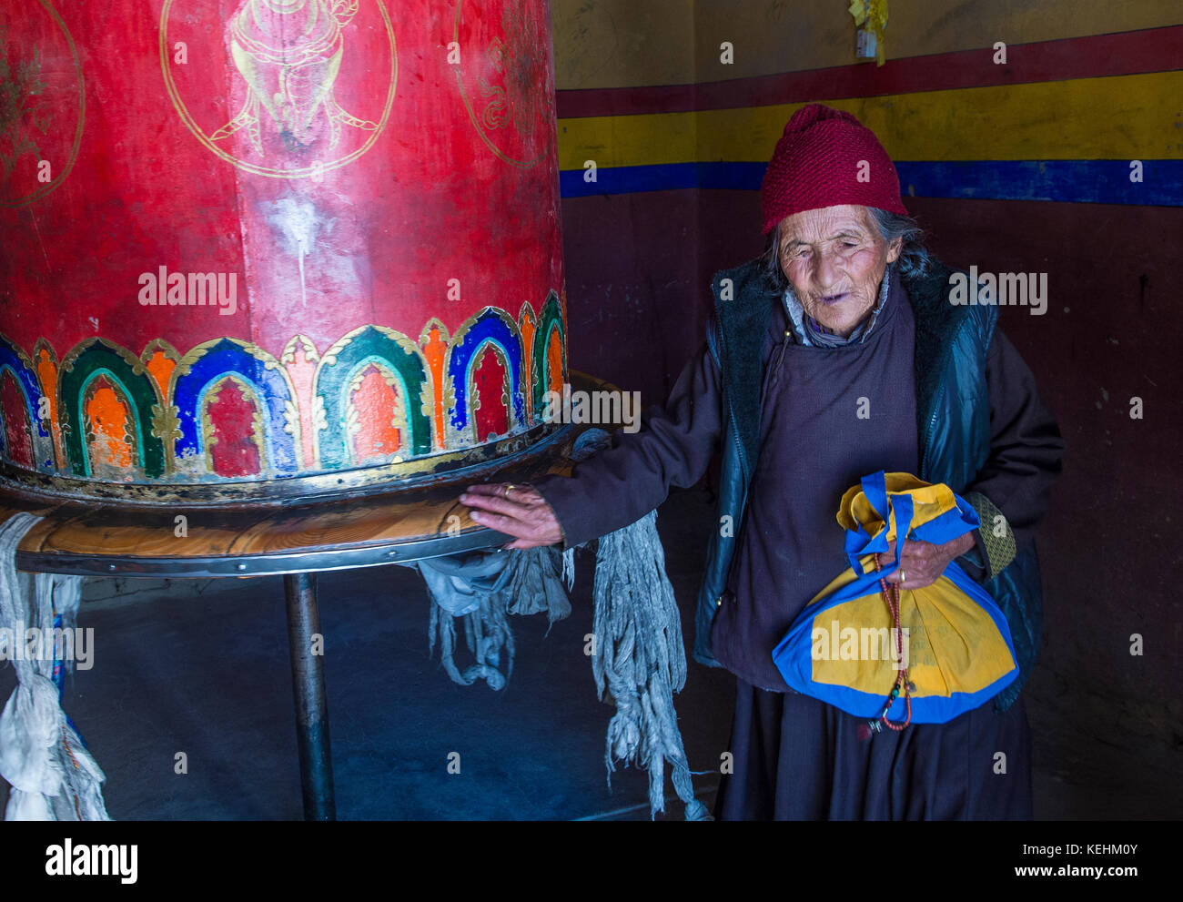 Portraite of Ladakhi woman during the Ladakh Festival in Leh India ...