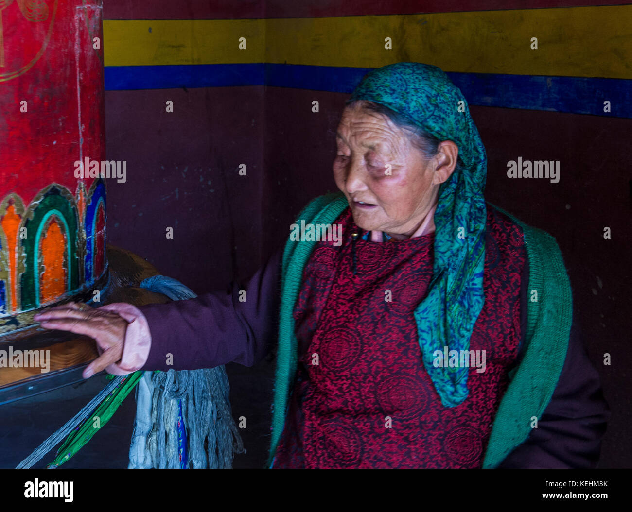 Portraite of Ladakhi woman during the Ladakh Festival in Leh India ...