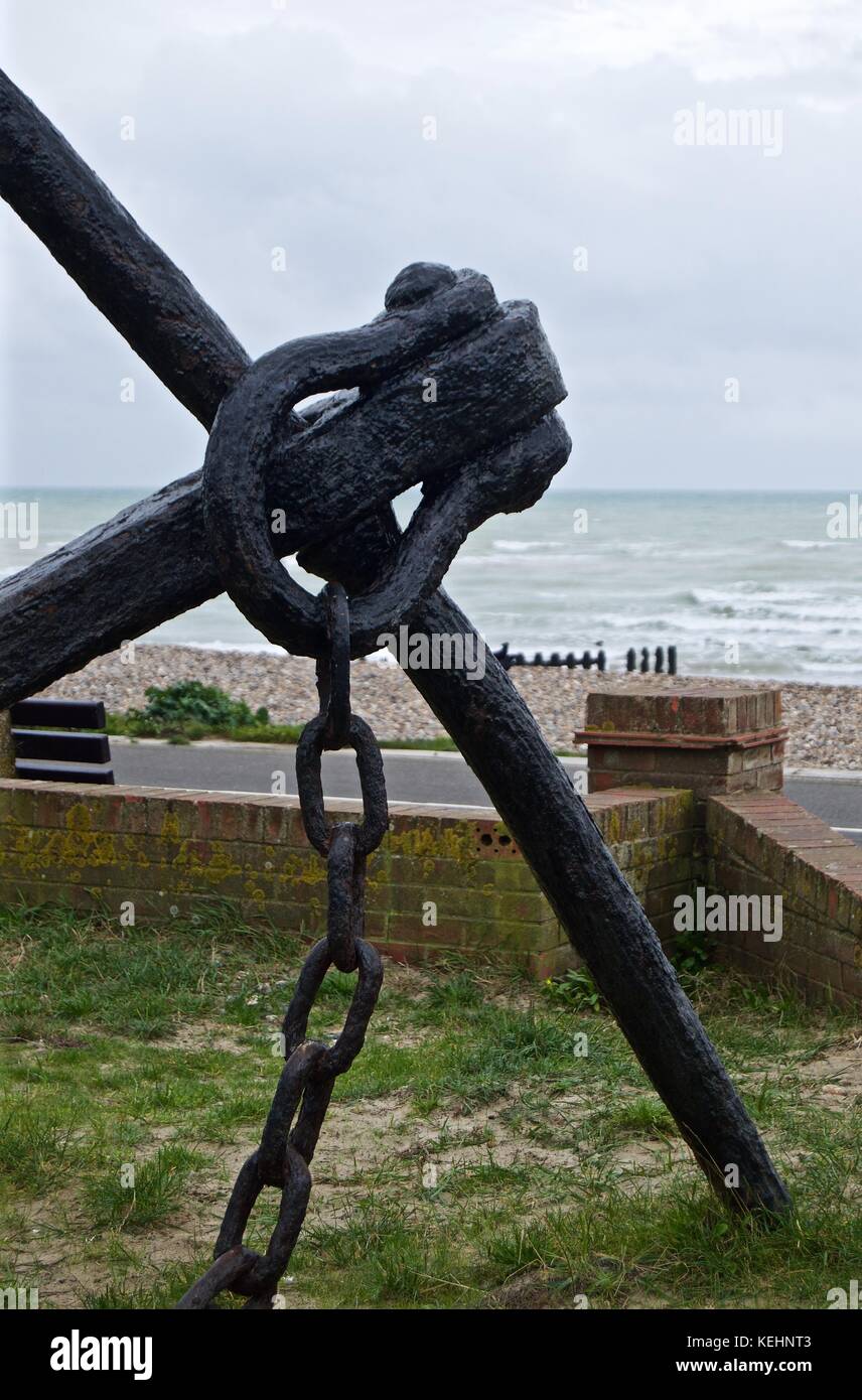 Giant anchor hi-res stock photography and images - Alamy