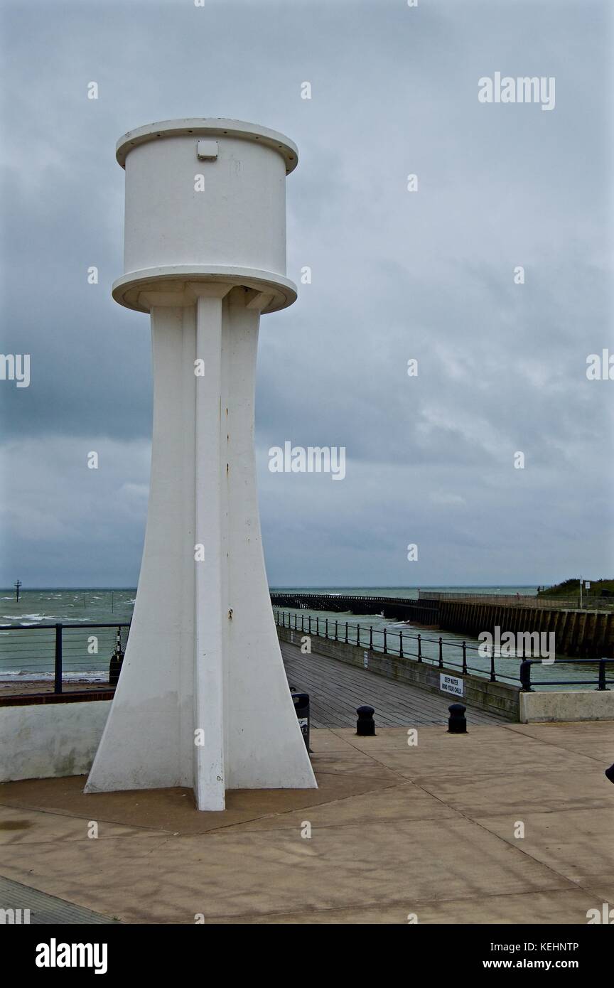Lighthouse/beacon on Littlehampton's East Beach, Littlehampton, UK ...