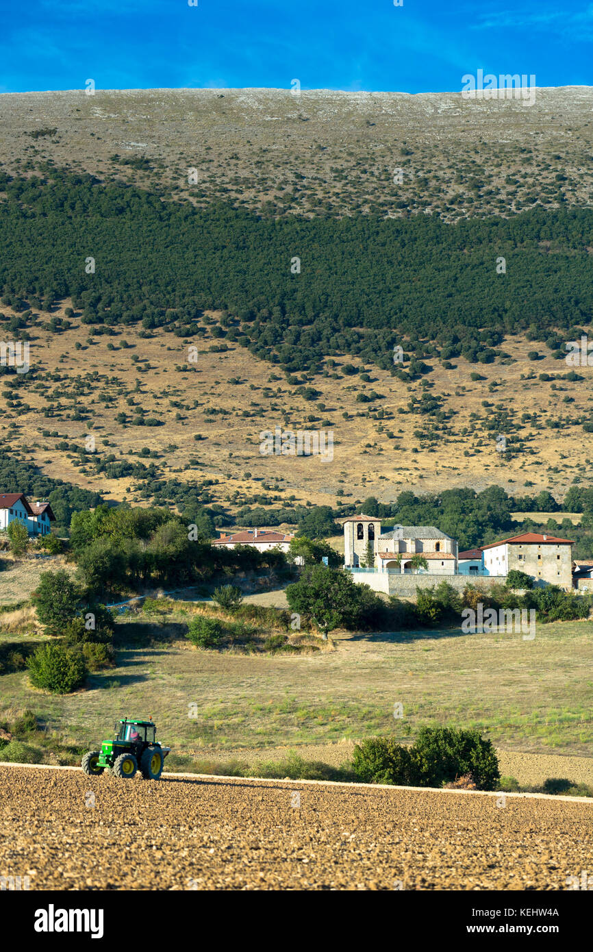 Rural northern spain landscape hi-res stock photography and images - Alamy