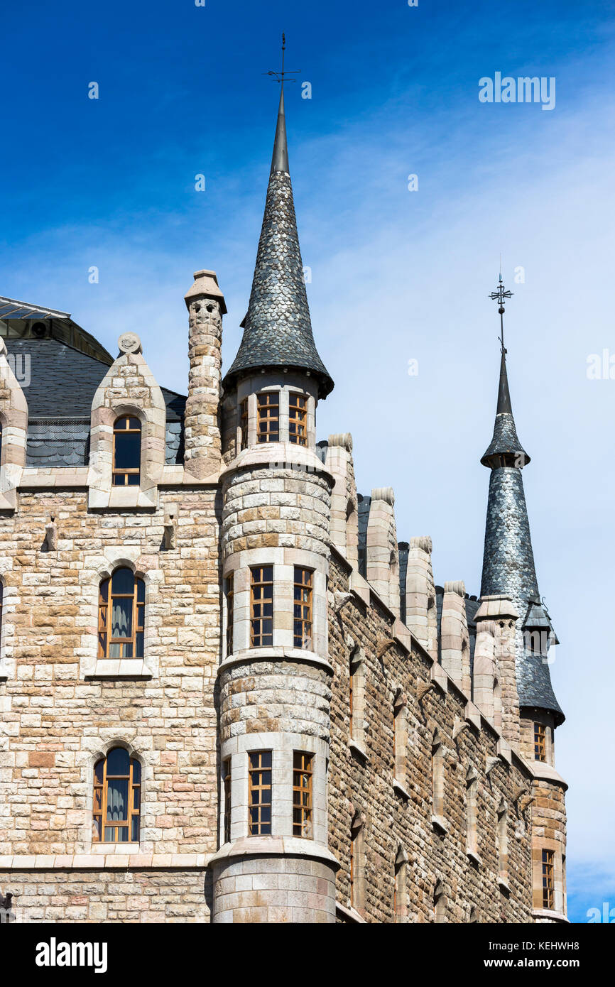 Caja Espana savings bank in Casa Botines designed by architect Antoni ...