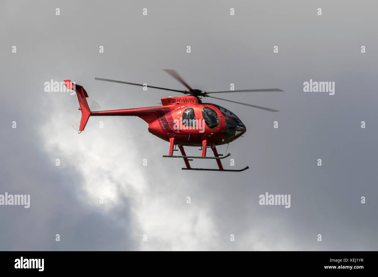 Hughes 500 helicopter hi-res stock photography and images - Alamy