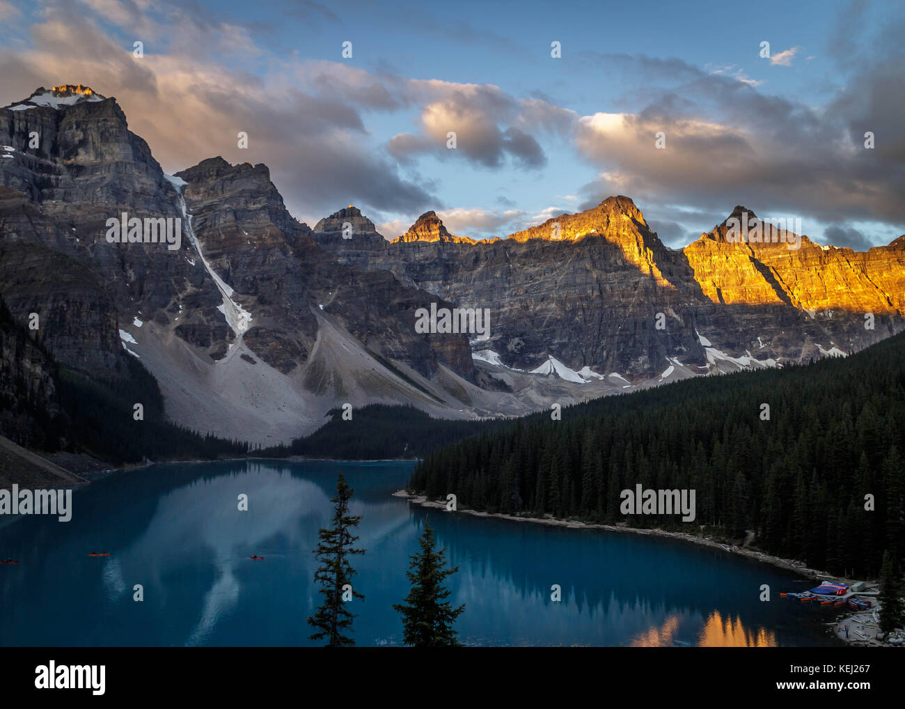 Firstlight hi-res stock photography and images - Alamy