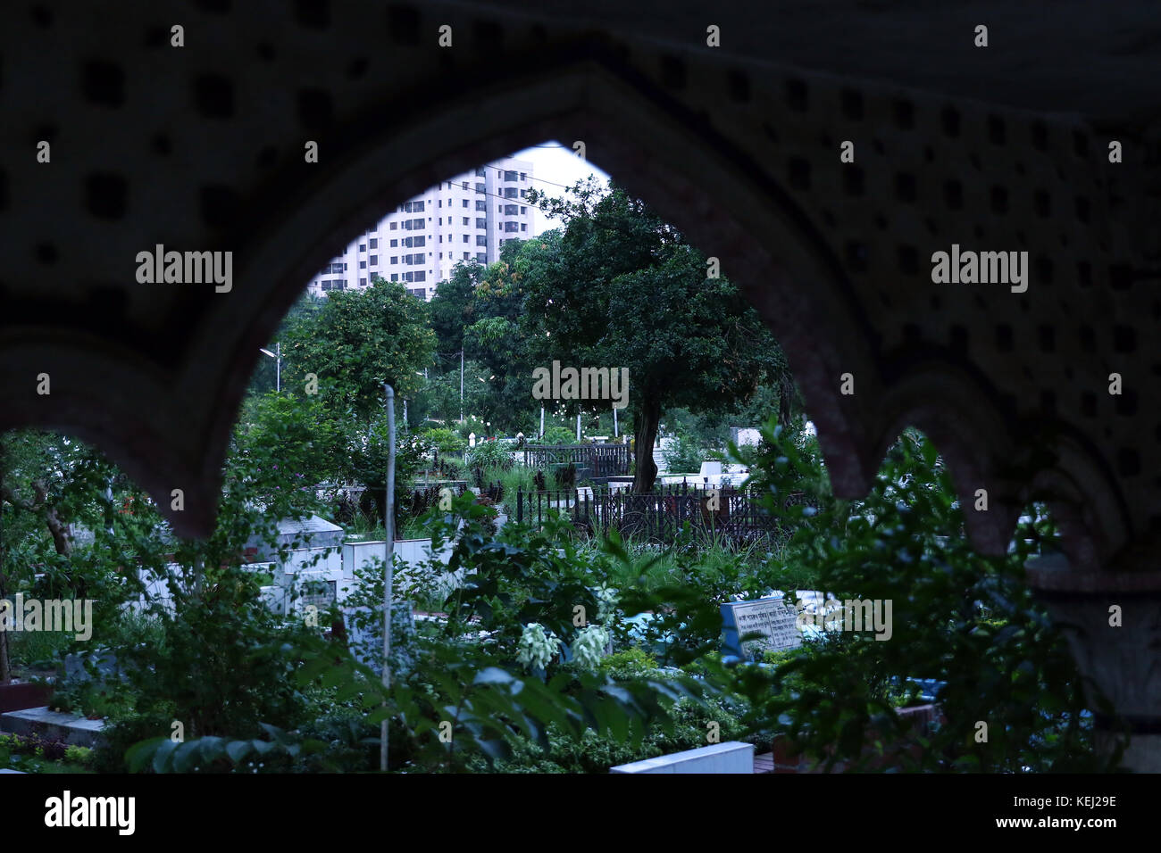 Dhaka Banani Graveyard Stock Photo - Alamy