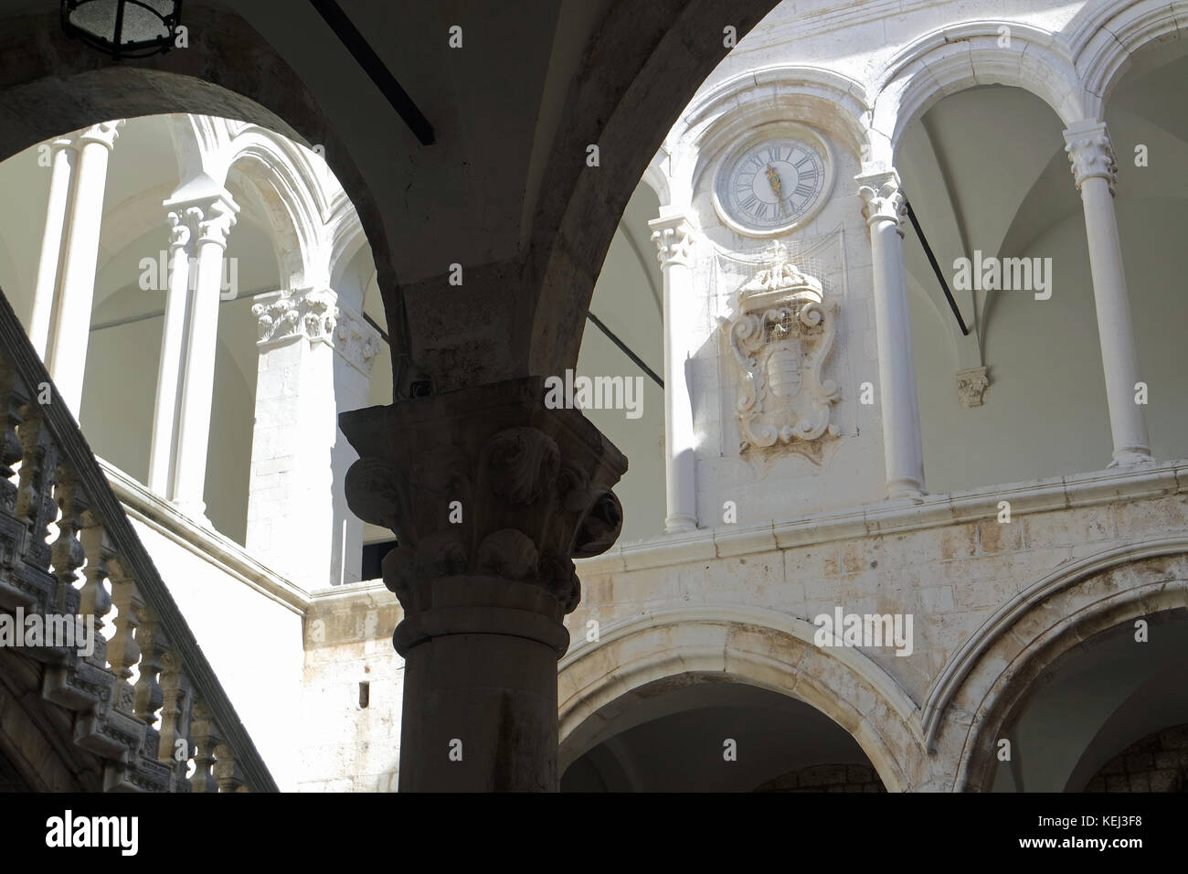 dubrovnik old town in autumn Stock Photo - Alamy