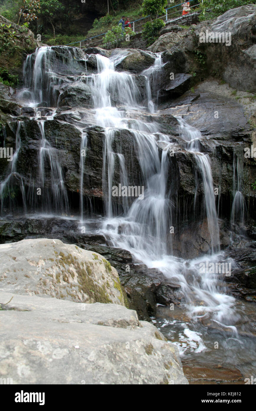 Beautiful pattern of water flowing through rocks Stock Photo - Alamy