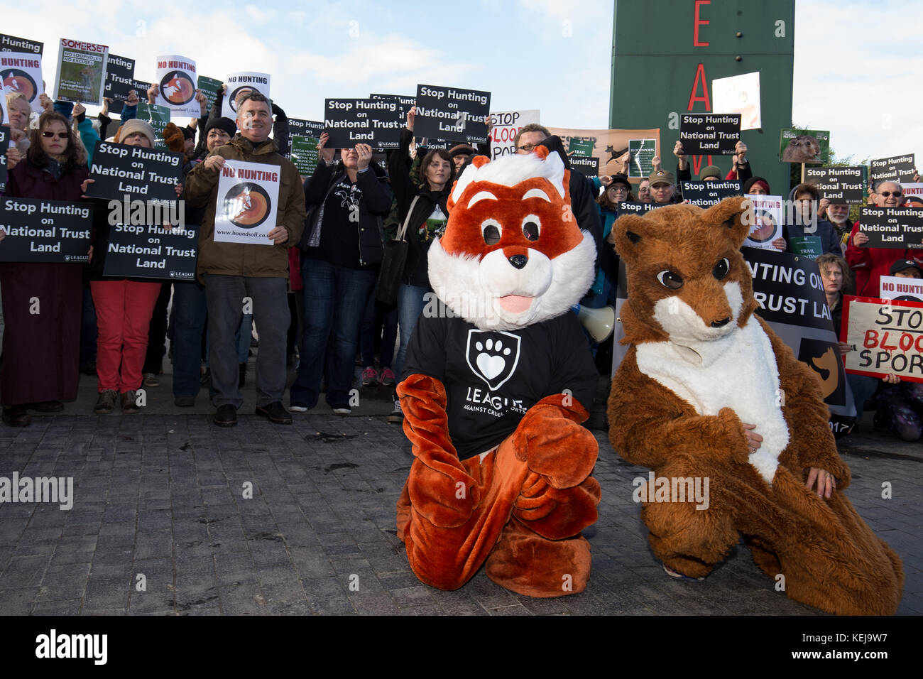 Anti-hunt campaigners outside the National Trust AGM at the Steam ...