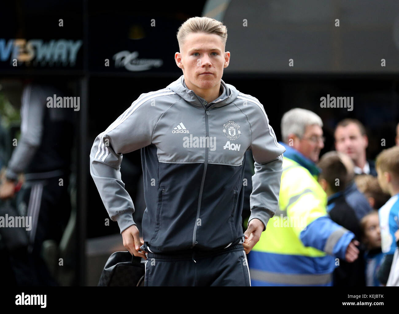 Manchester uniteds scott mctominay arrives hi-res stock photography and ...