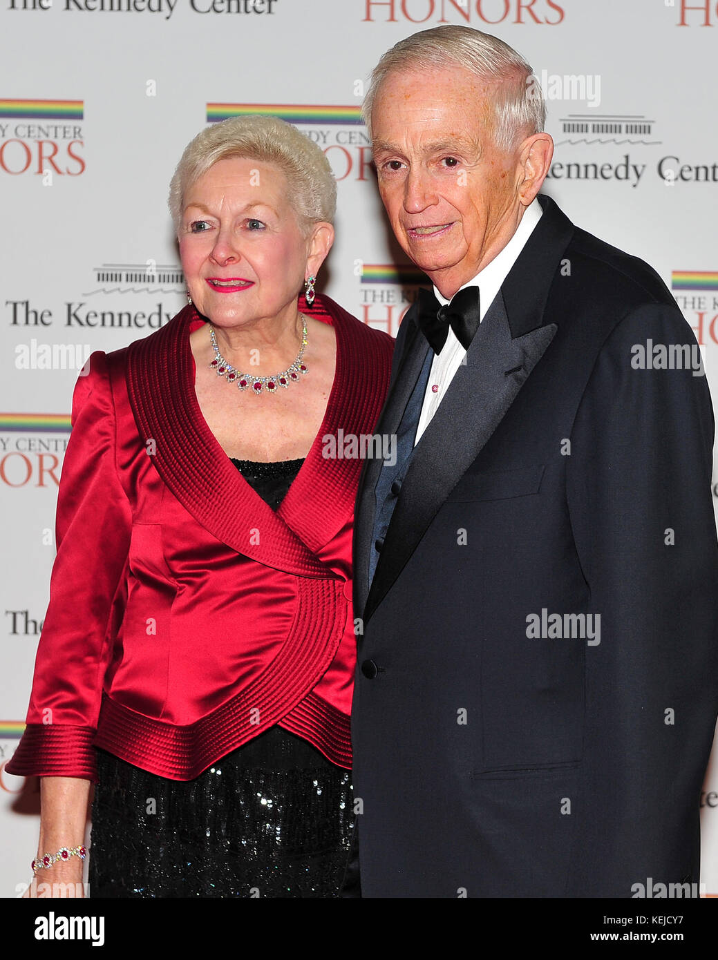 J.W. Marriott, Jr. and his wife, Donna, arrive for the formal Artist's ...