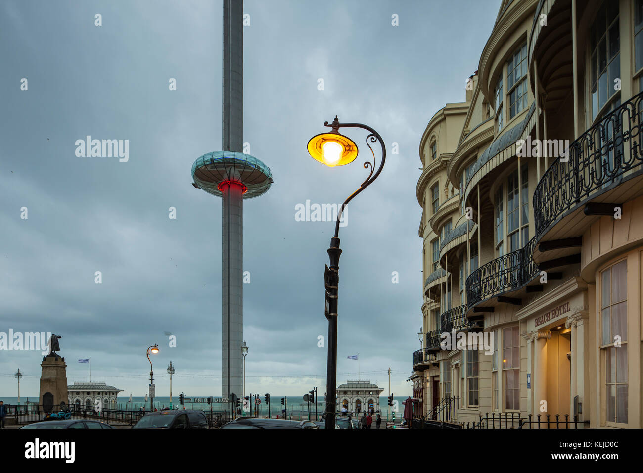 Evening at Regency Square in Brighton, East Sussex, England Stock Photo ...