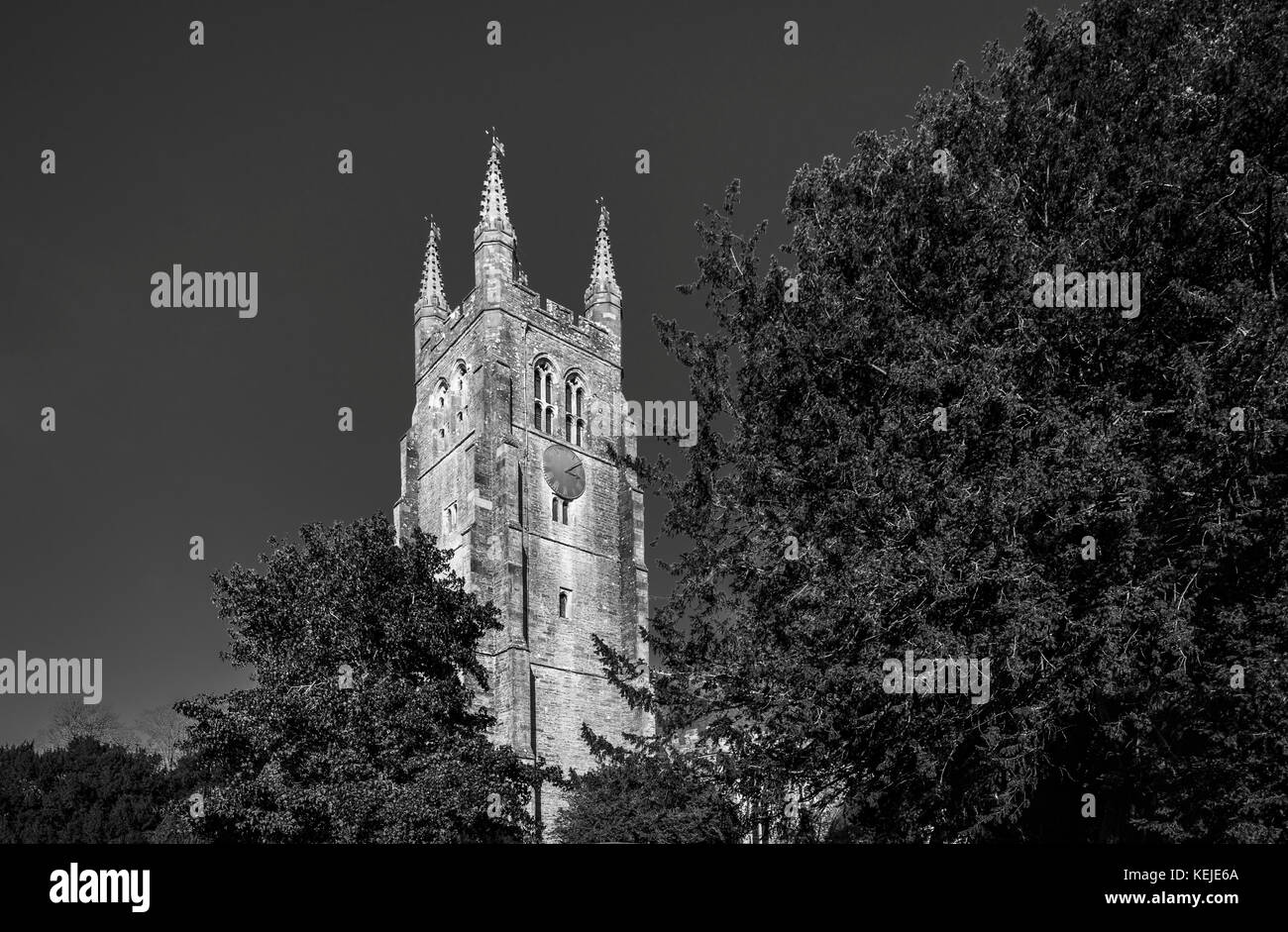 St Mildreds Church Tenterden Kent High Resolution Stock Photography and ...
