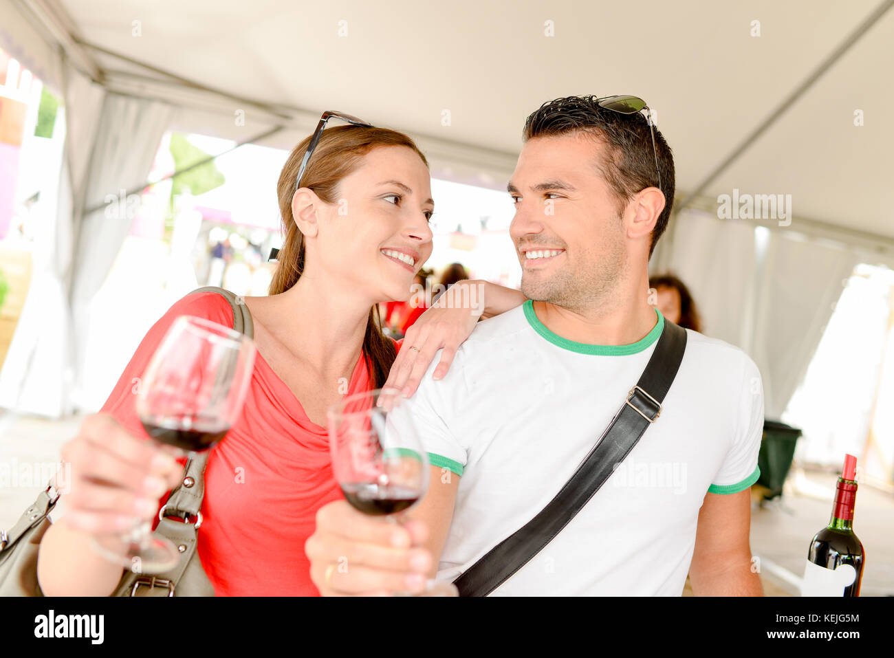 couple drinking wine Stock Photo - Alamy