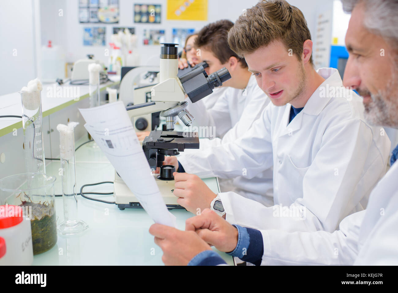 Teacher lesson observation hi-res stock photography and images - Alamy