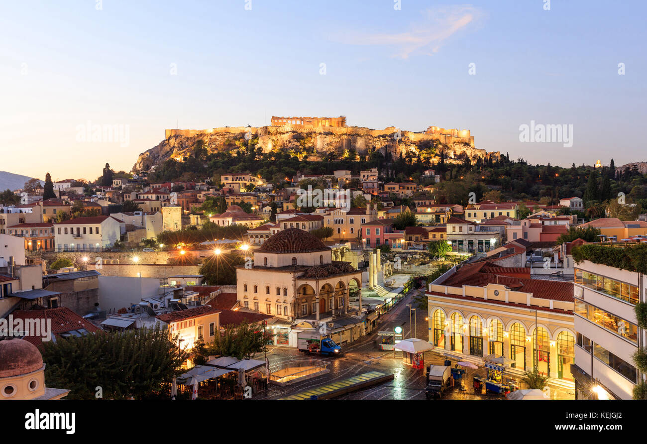 Athens, Greece. Illuminated Acropolis rock and Monastiraki square at ...