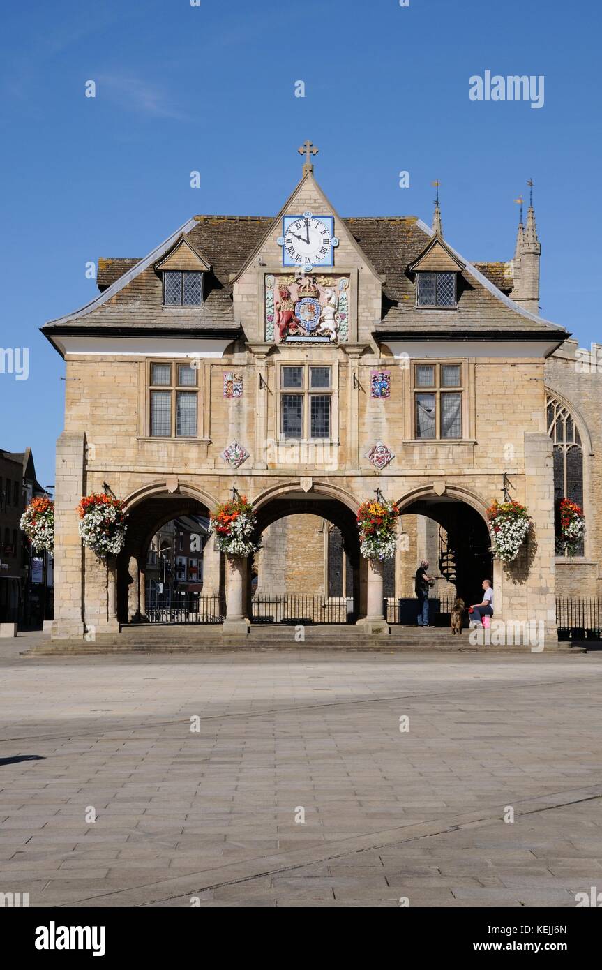 Peterborough guildhall building hi-res stock photography and images - Alamy