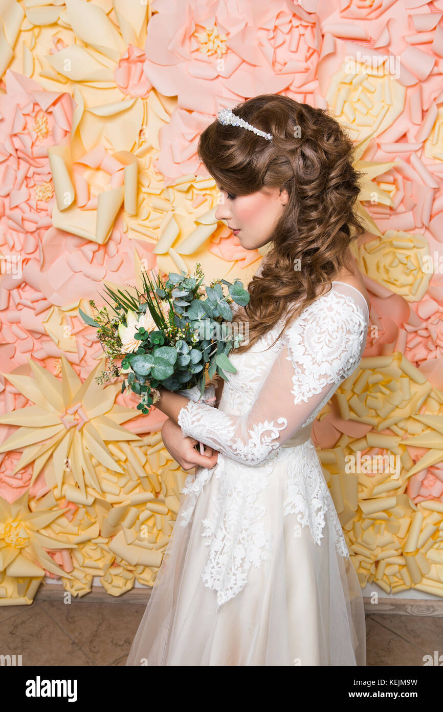 beautiful girl in wedding gown Stock Photo - Alamy