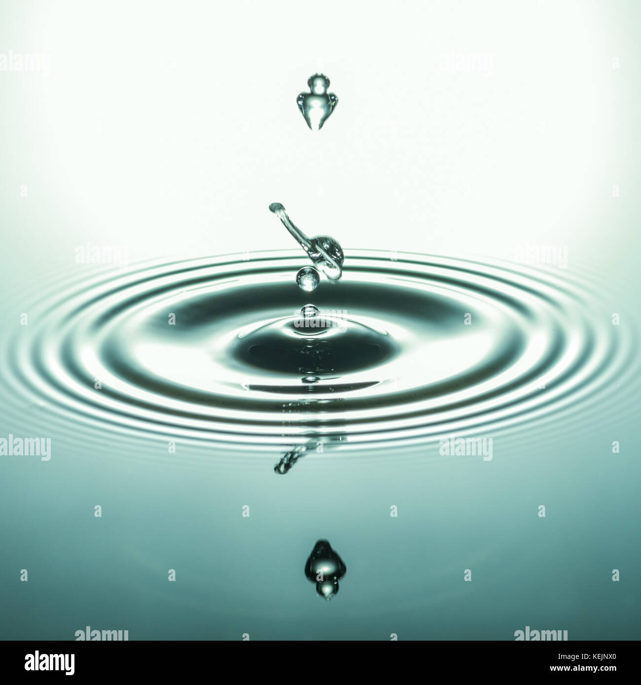 An abstract macro showing a water drop collision Stock Photo - Alamy