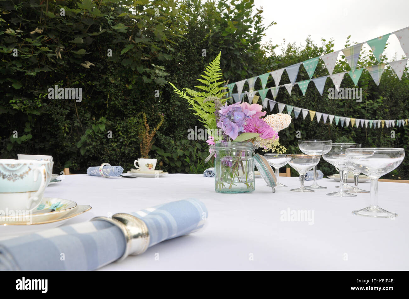 Wedding party table center pieces Stock Photo - Alamy