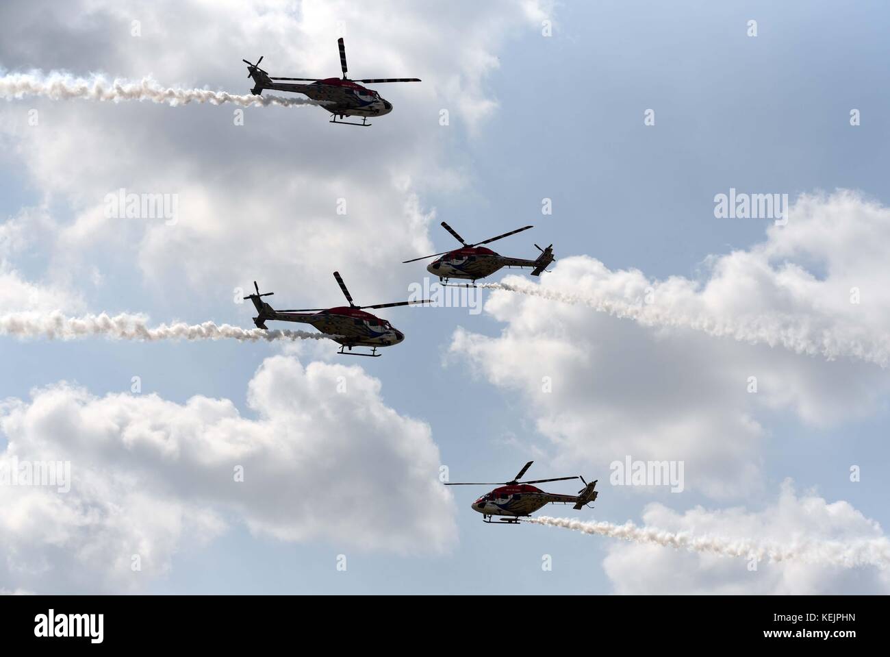Allahabad: SARANG team of Indian Air force pilot showing their skill at ...