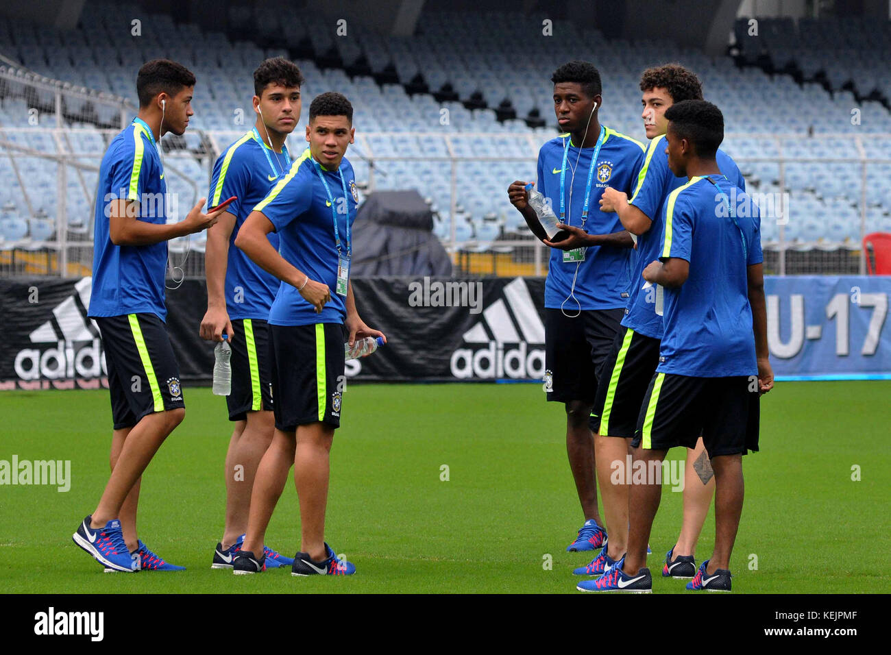 Players of the Brazil football team during a practice session ahead of ...
