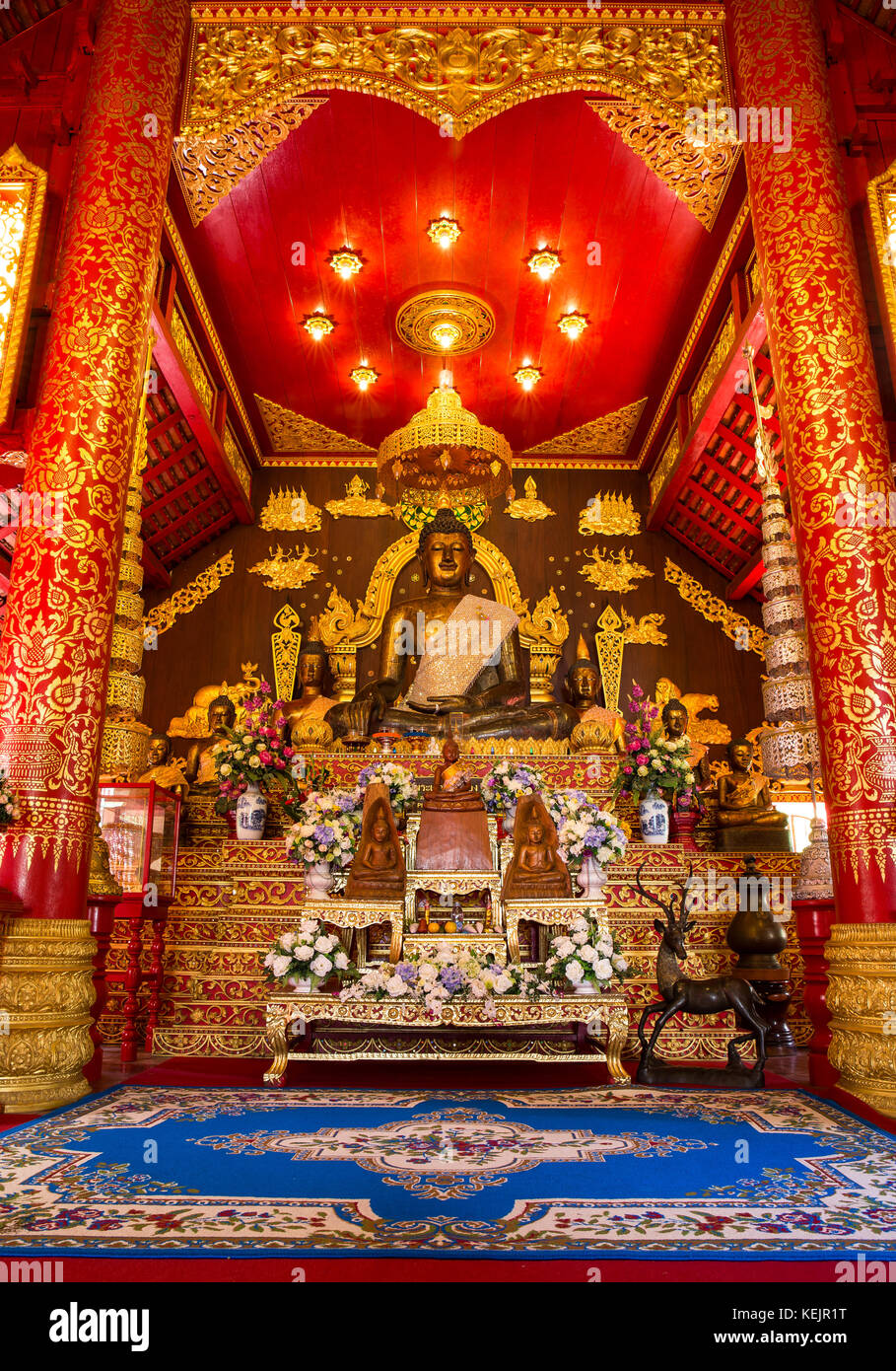 CHIANG RAI, THAILAND - JANUARY 5: Interior of Thai northern temple and ...