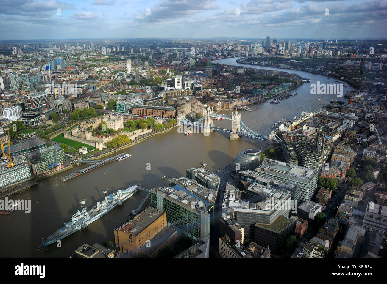 Panoramic view of the shard hi-res stock photography and images - Alamy