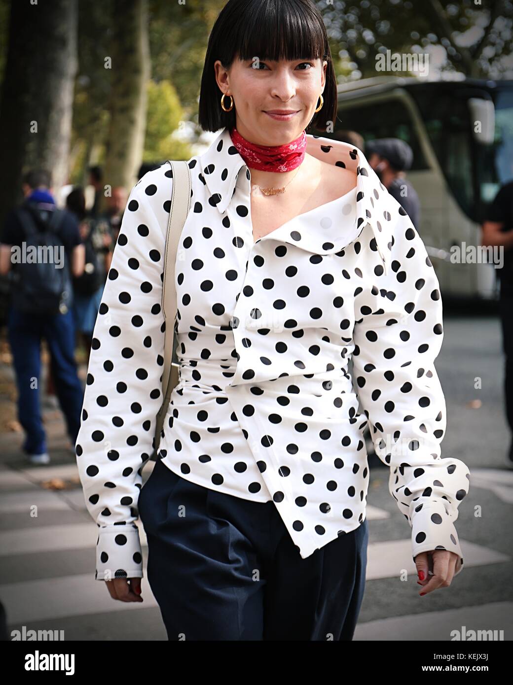 Paris, France. 26th Sep, 2017. Clara Cornet on the street during the ...