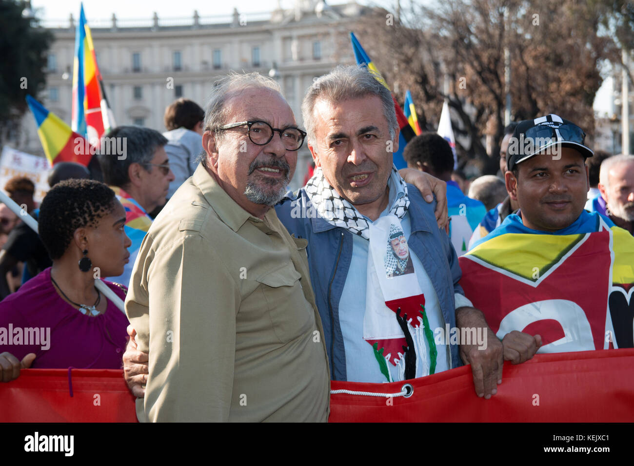 Rome, Italy. 21st Oct, 2017. Demonstrators hold an anti-racism protest ...