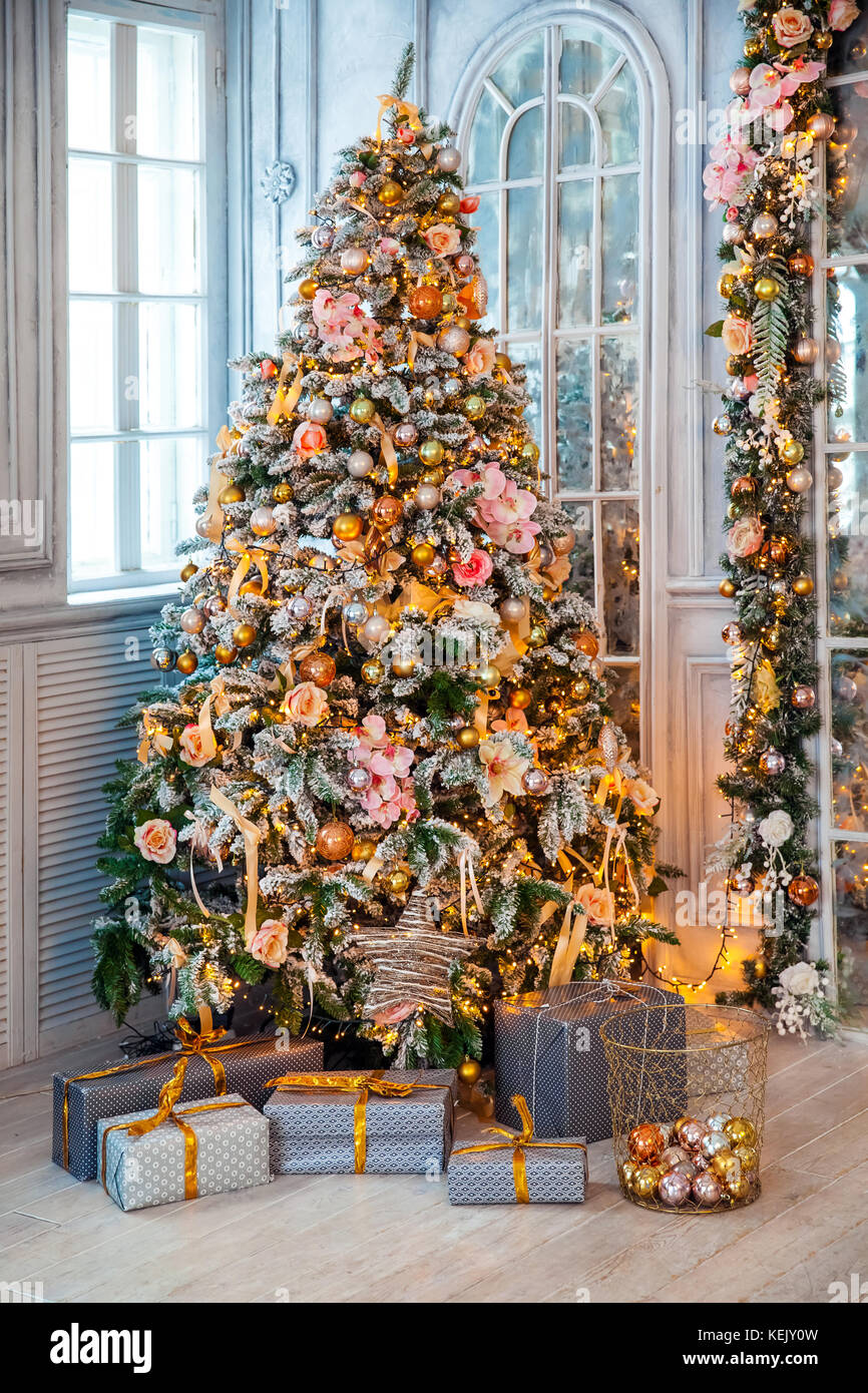 Classic white christmas interior background Stock Photo - Alamy